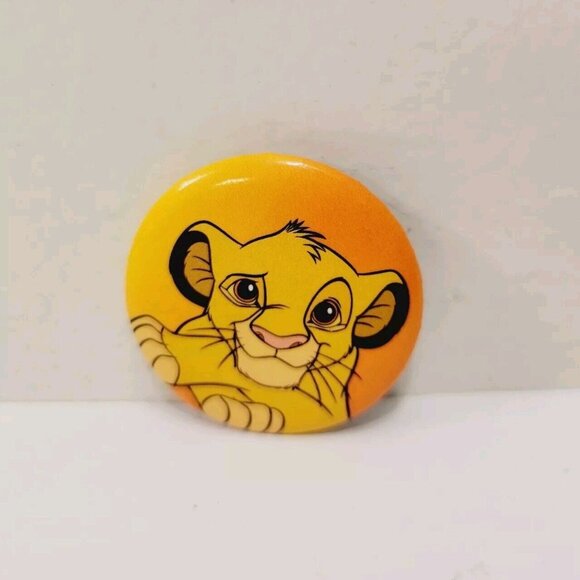 Disney | Jewelry | Vtg Disney The Lion King Simba Round Pin Button Usa ...